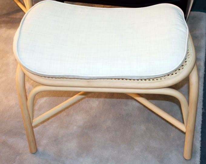 Frames ottoman by Expormim