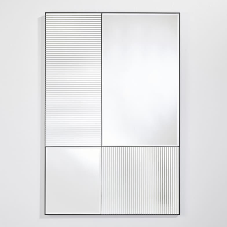 Finestra Flutes wall mirror by Deknudt Mirrors
