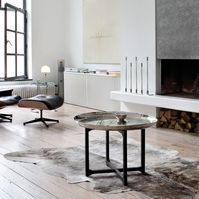 Meseta - tray with metal stand by Fink