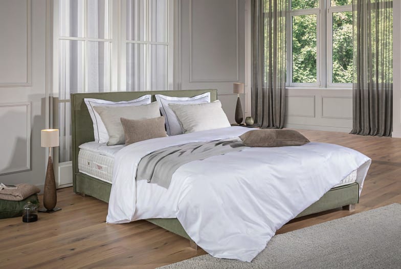 The World of 24Seven beds by Treca Paris