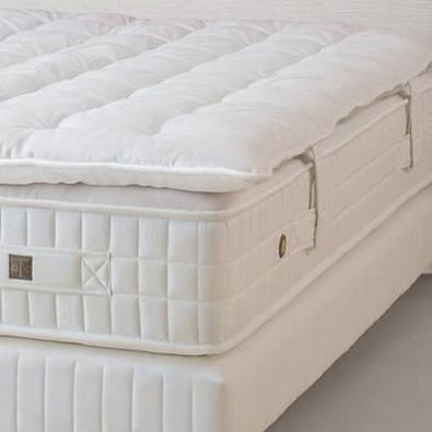 Rivoli Élysée mattress topper by Treca Paris