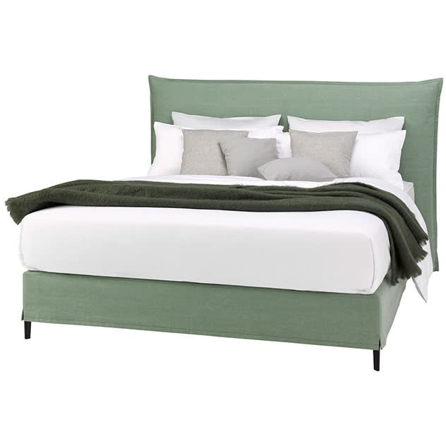 Upholstered Bed Smart Volant by Treca Paris