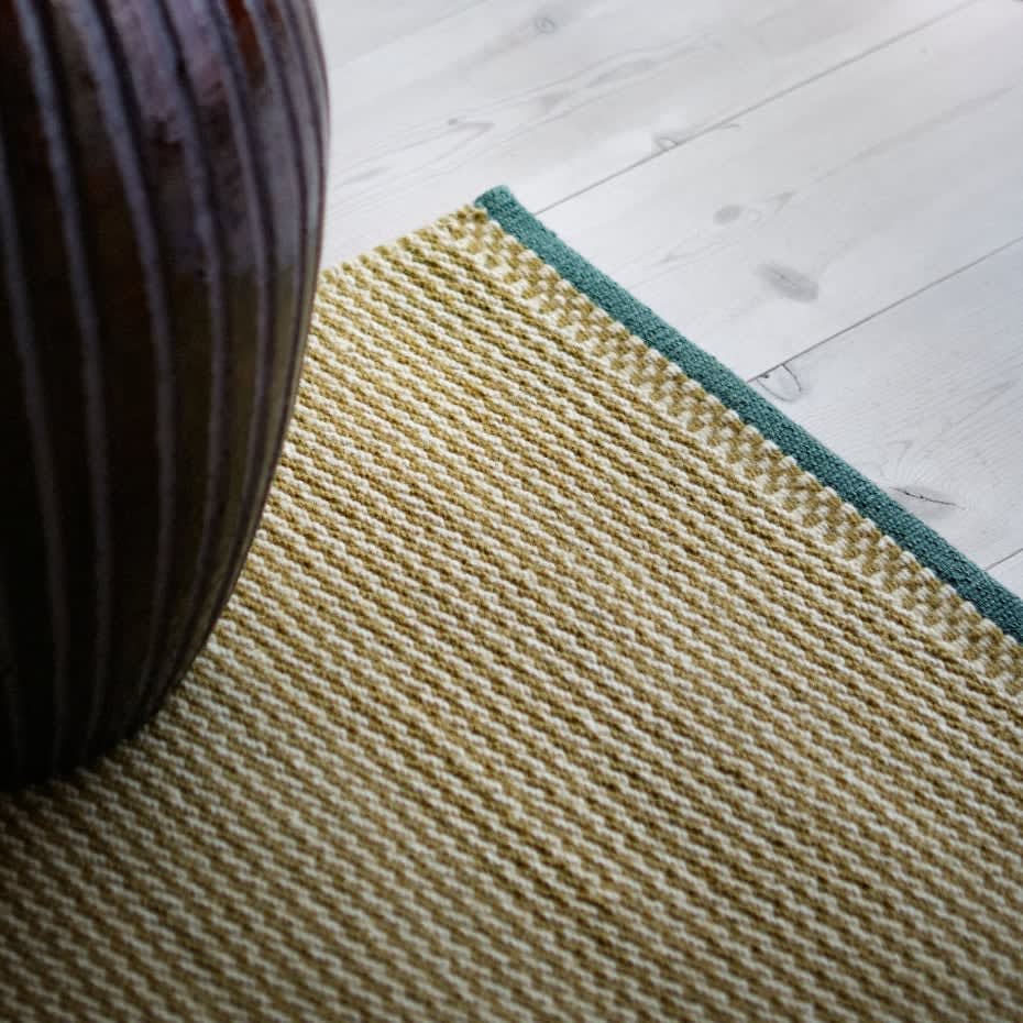Teppich Daisy von Fabula Living