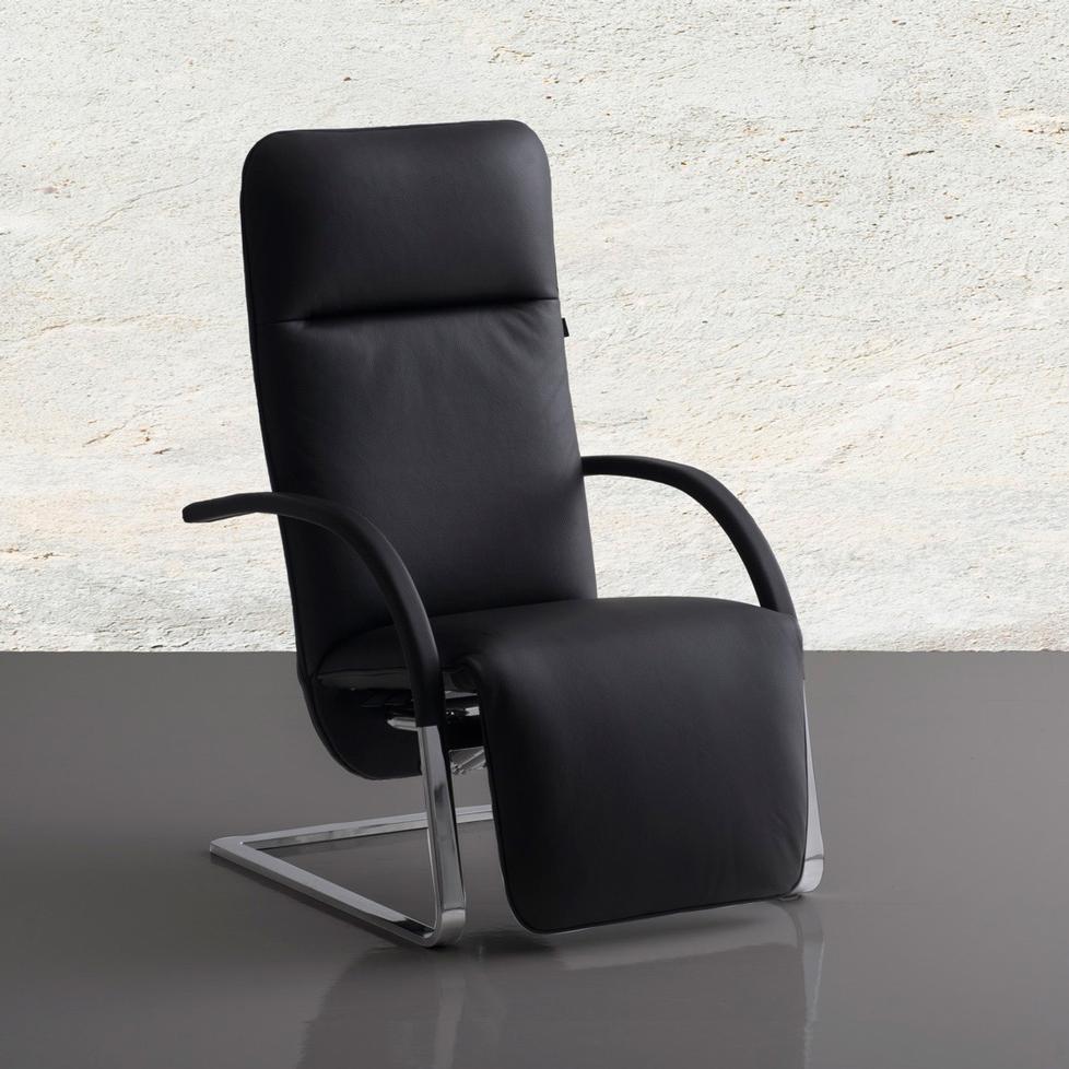Fino: flat steel reclining chair by Franz Ferig
