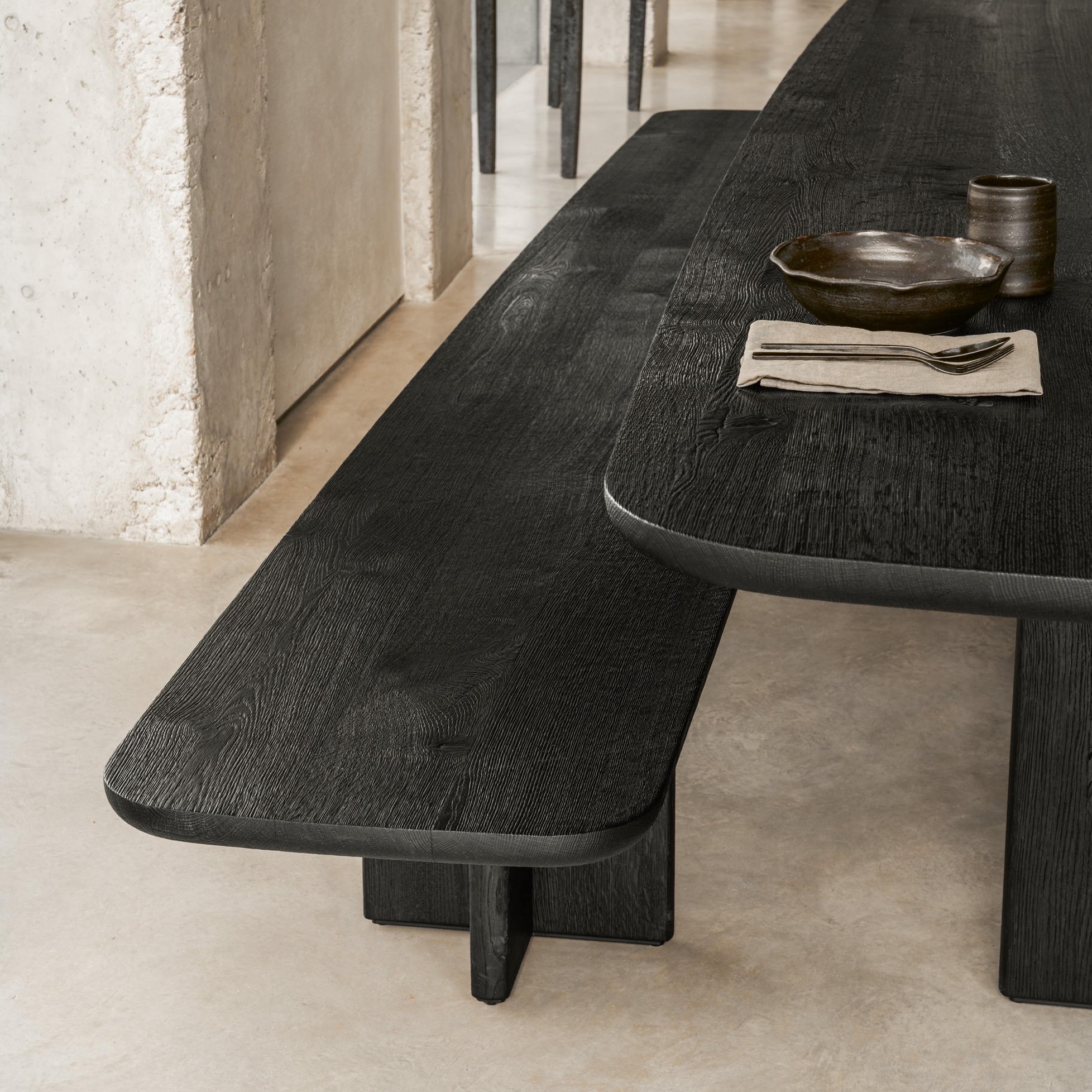 Bench BC 18 T-Rox (Black Oak) by Janua